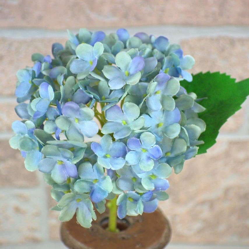 Blue Hydrangea Pick | The Crest Cafe & Shoppe